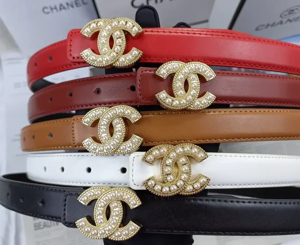 CC belt with pearls in yellow buckle – The Jewellery Effect