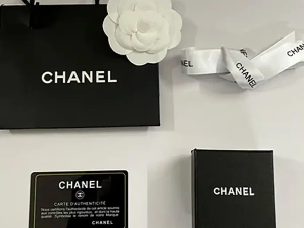 CH Jewellery Brand Boxes – The Jewellery Effect